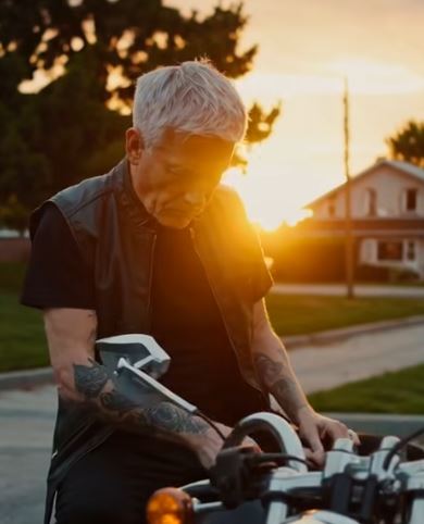 My 73-year-old father just blew his entire retirement fund on a $35,000 ...